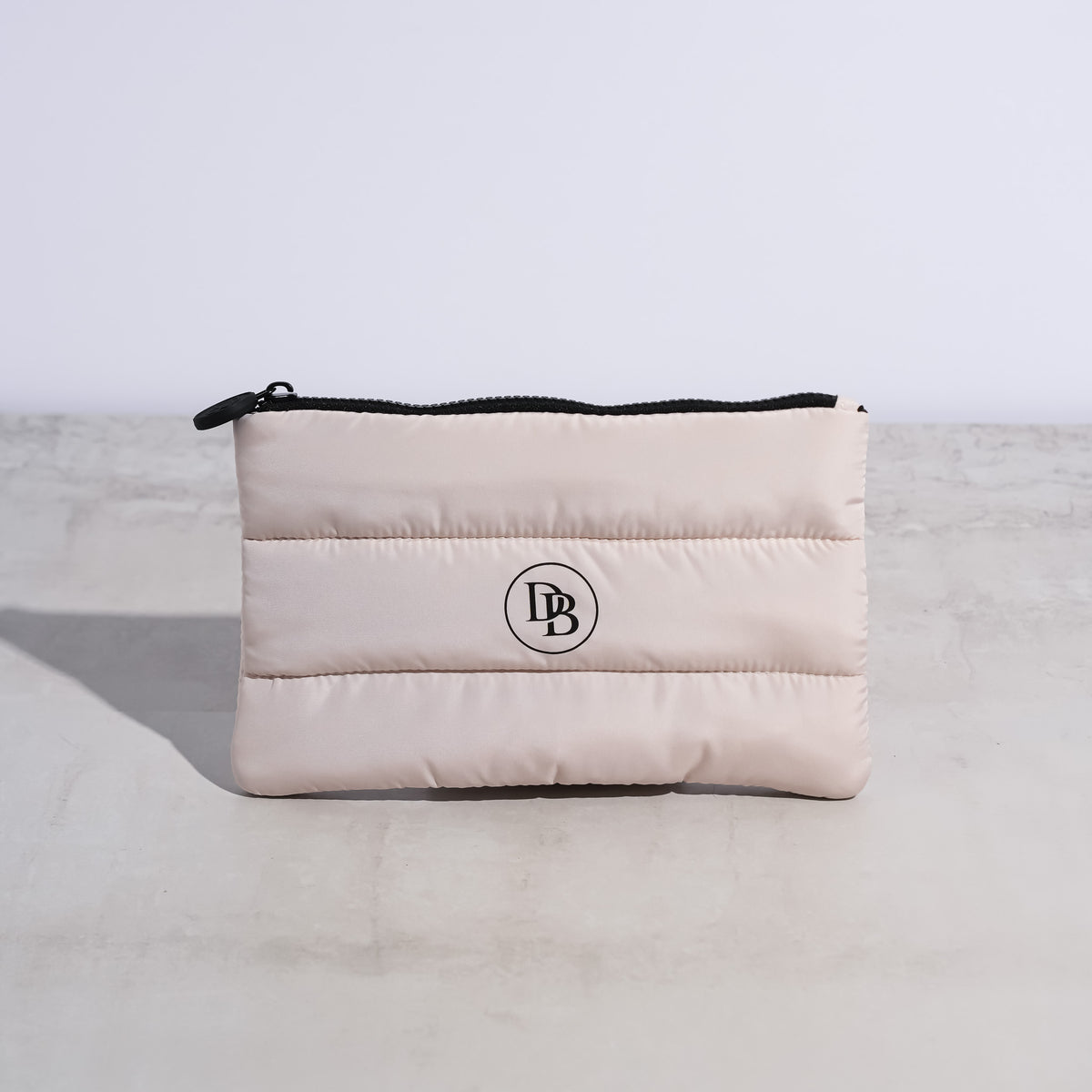 Cloudy Bag – Dra. Brows